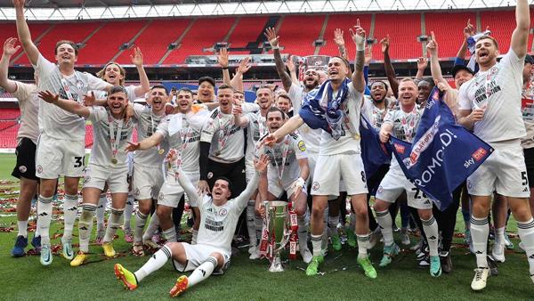 On the Rise! USL alum Jeremy Kelly, Crawley Town earn promotion at ...