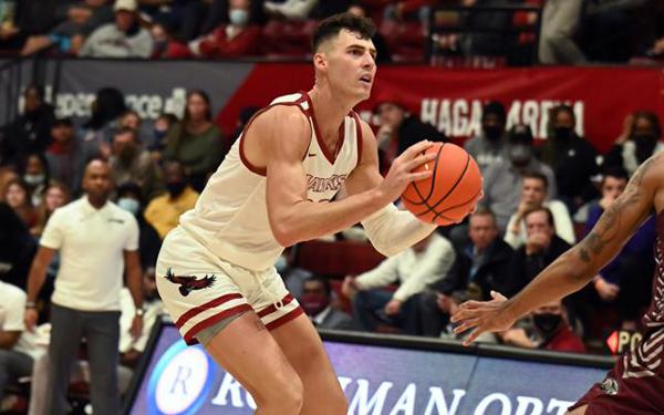 Taylor Funk's late 3-pointer saves St. Joe's opener