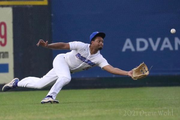 Quebec Holds On For Game Two Win Over the Boulders