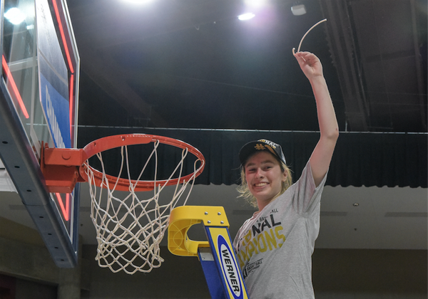 William Penn Charter Graduate Hannah Fox Leads Amherst College to NCAA ...