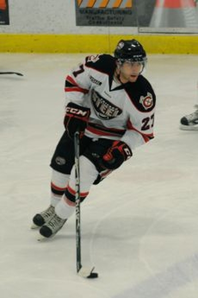 Glenview Resident and Loyal Academy Alumnus to Play Hockey at UMass-Lowell