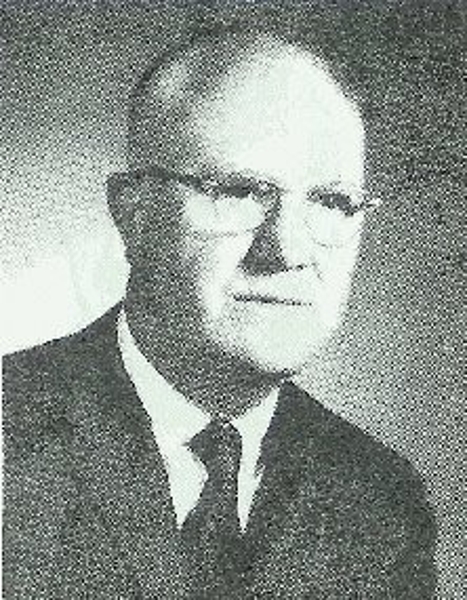 Lester "Butch" Leitl - Kewaunee / UW-Platteville