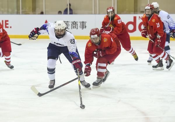 Wethington Sisters Inspire Each Other's Hockey Journeys