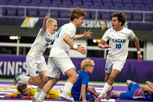 MN high school boys soccer state tournament: Eagan knocks off top ...