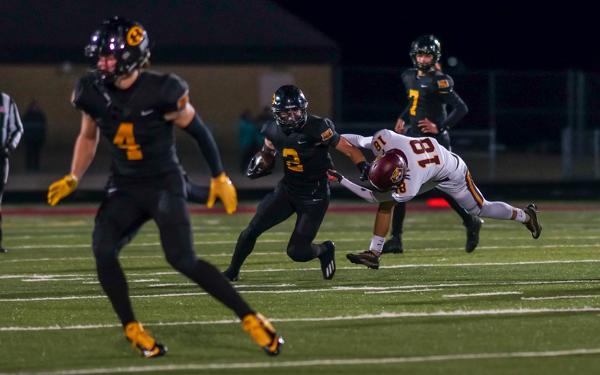 Hutchinson piles up points on Stewartville in Class 4A football ...