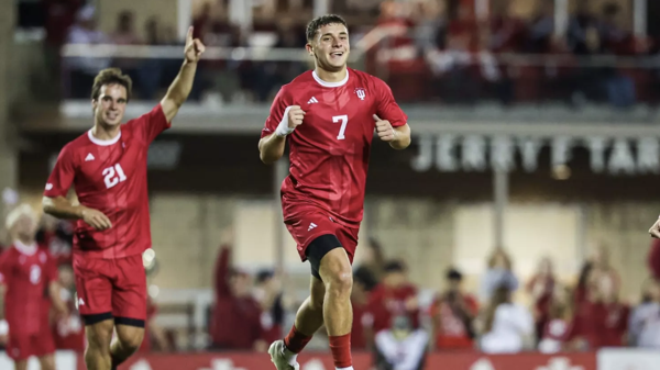 Justin Weiss begins professional career with FC Naples