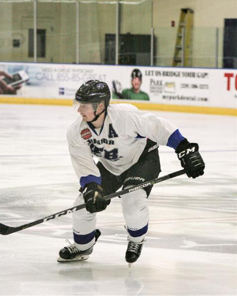 Chadwell Commits to ACHA Div I Maryville University