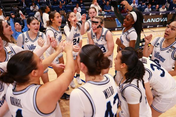 WOMEN'S BASKETBALL: Villanova Makes it to Final Four in WBIT