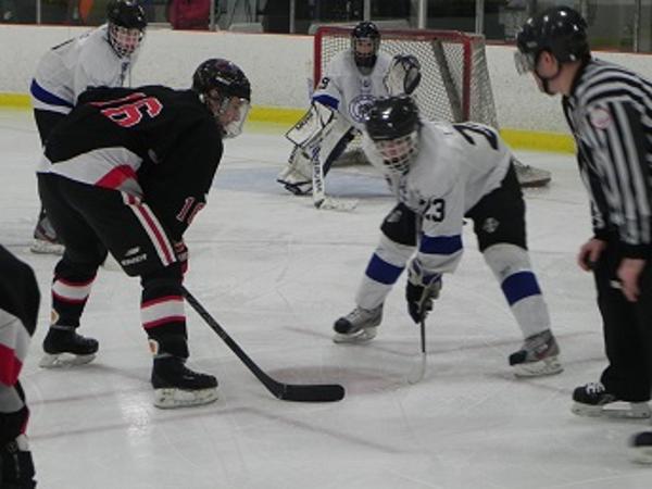 Troy comes from behind to stun Royal Oak, 7-5