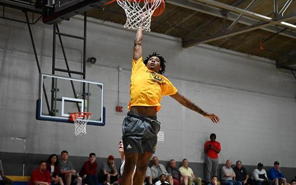 La Salle commit Jones has monster night, a Cinderella run continues at ...