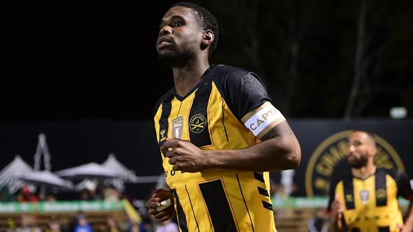 Charleston signs Leland Archer to new multi-year contract