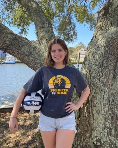 Jordyn Commits to Pfeiffer University!