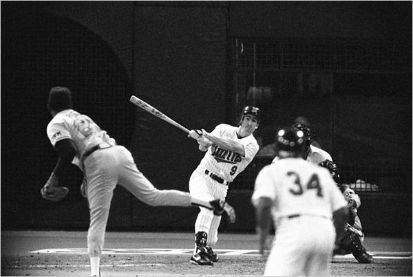 MN Twins great, Gene Larkin, throwing out first pitch