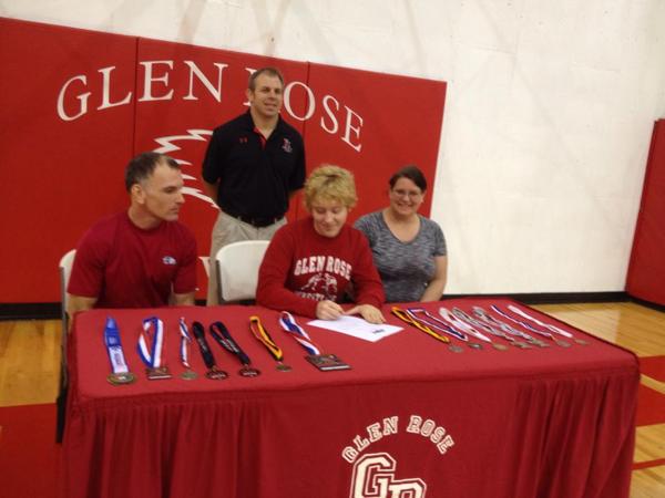 Glen Rose's 2x All-American Aimee Wright makes history with signing!