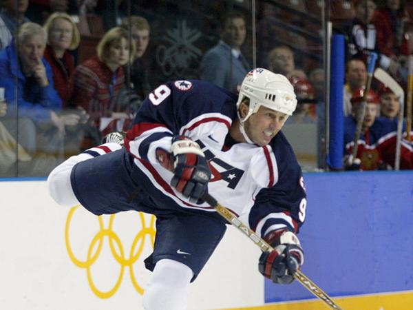 Modano Enters Hockey Hall of Fame