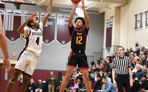 Cochran lifts West Chester East to rivalry win over Henderson