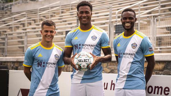 Independence to Honor Title-Winning Carolina Lightnin’ Team