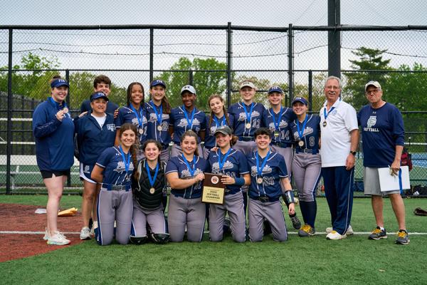 SOFTBALL: All Facets Working, Friends’ Central Stuns Shipley to Win FSL ...
