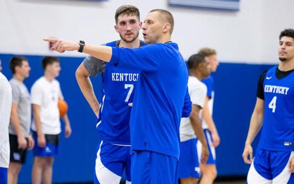 Andrew Carr’s upward arc continues at blue-blood Kentucky