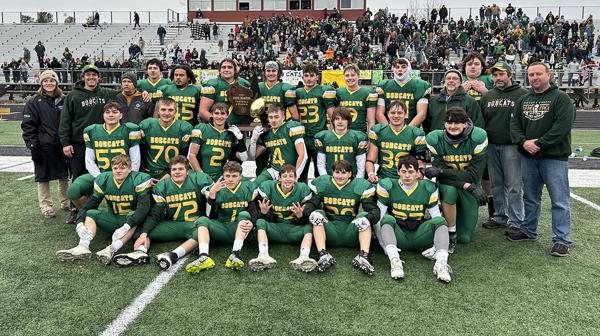 Florence wins thriller over Thorp for 8-player football championship