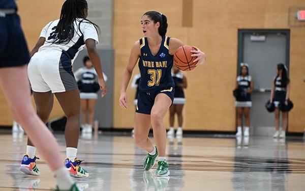 Notre Dame's Riley Davis making a name for herself