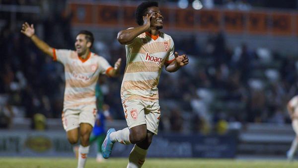 New Mexico United brings aboard forward Thomas Amang