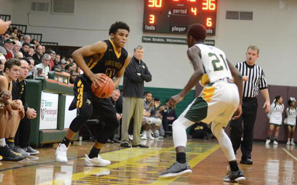 Pickron, Wood show toughness in win over Bonner