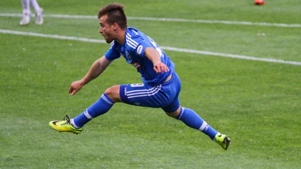 Young Midfielder Riggi Joins Rising FC