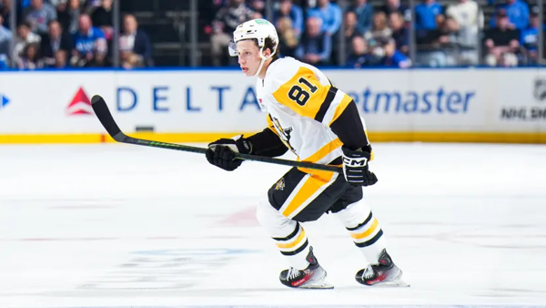 Ben Kindel Makes NHL Debut with the Pittsburgh Penguins