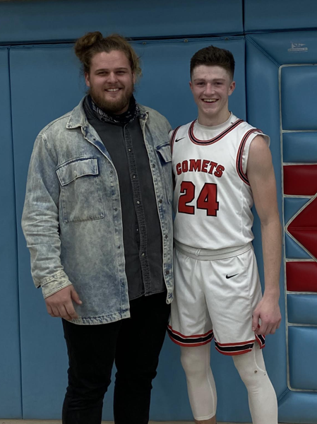 Brumfield's School Record 45 Points Leads Comets Past Battle Lake