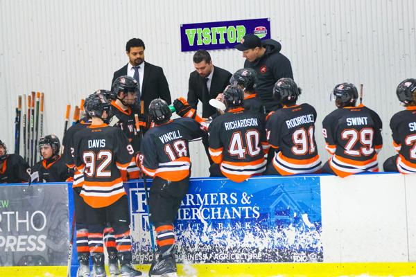 The Fort Wayne Spacemen Elite travel to Mount Clemens Ice Arena for ...