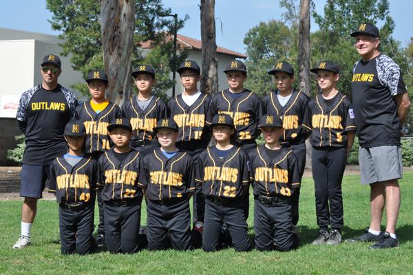 THE OUTLAWS ARE MAJORS DIVISION WINNERS