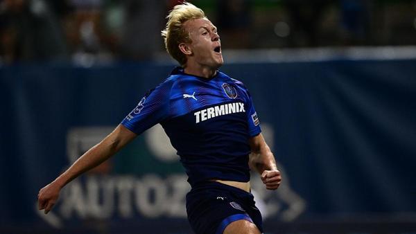 Battery add Chris Allan to midfield corps