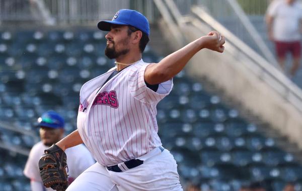 BOULDERS BLANK GREYS FOR SECOND STRAIGHT NIGHT