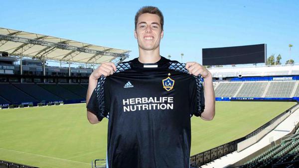 Vom Steeg Signs with Galaxy II