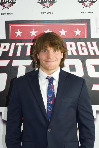 ETHAN BOMBALSKI TENDERS WITH KENAI RIVER BROWN BEARS