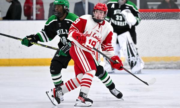 Red Knights wrap up regular-season title with rout of Spartans