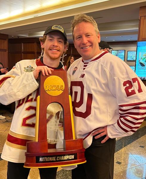 Former Jr. Ducks, Jr. Gulls, OCHC player Mayhew wins NCAA title