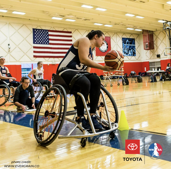 Illinois' Oberst setting example on, off the court