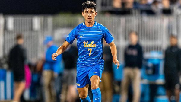 New Mexico adds midfielder Jose Sosa