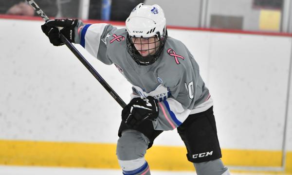 Gilmour Gladiators Enjoying Home Ice at Nationals