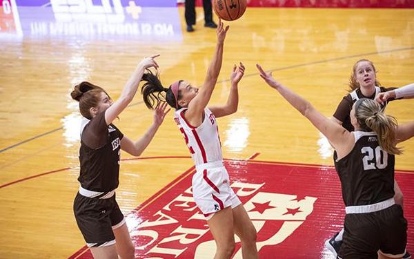 Notre Dame product Maggie Pina now playing two sports at Boston University