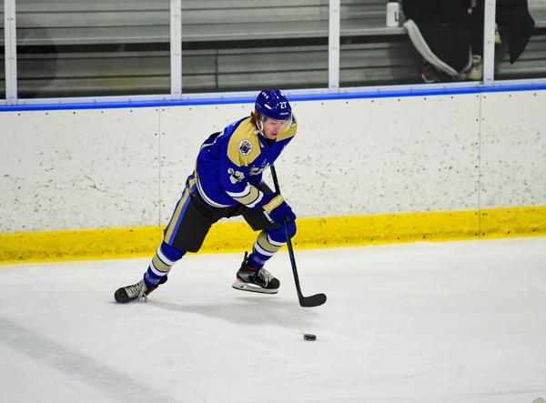 EHL team sweeps RoughRiders, extends streak to nine