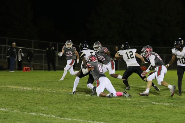 White Hawks Football Rallies for 28-14 Victory Over Fridley