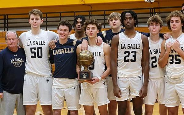 Drexel commit Horace Simmons leads La Salle to Triangle Club title