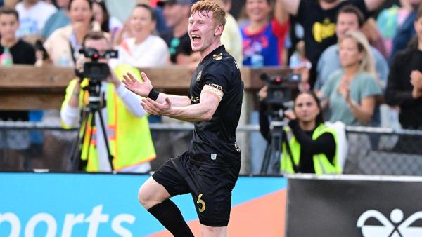 How the Charleston Battery’s Aaron Molloy produced the defining moment ...