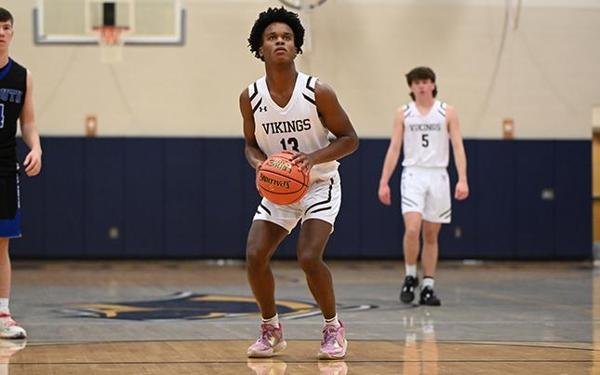 Perkiomen Valley torch bearer Sadler goes for 32 against Norristown