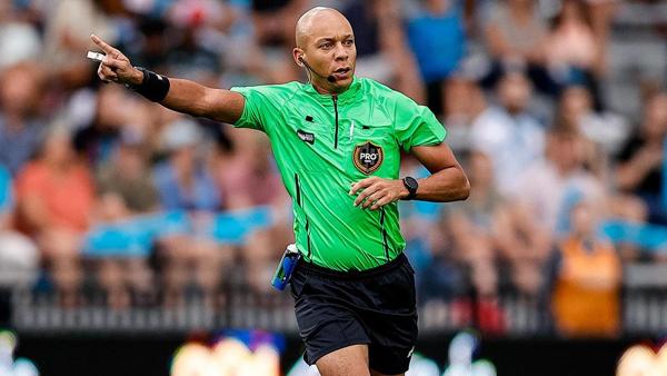 How Mississippi’s Matt Thompson has shown way for future officials