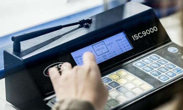 Love Being at the Rink? Become a Timekeeper