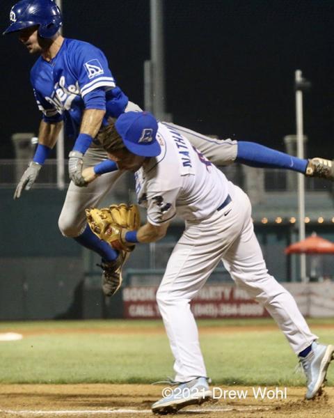 EQUIPE QUEBEC MAKES IT 11 IN A ROW AFTER WIN OVER BOULDERS